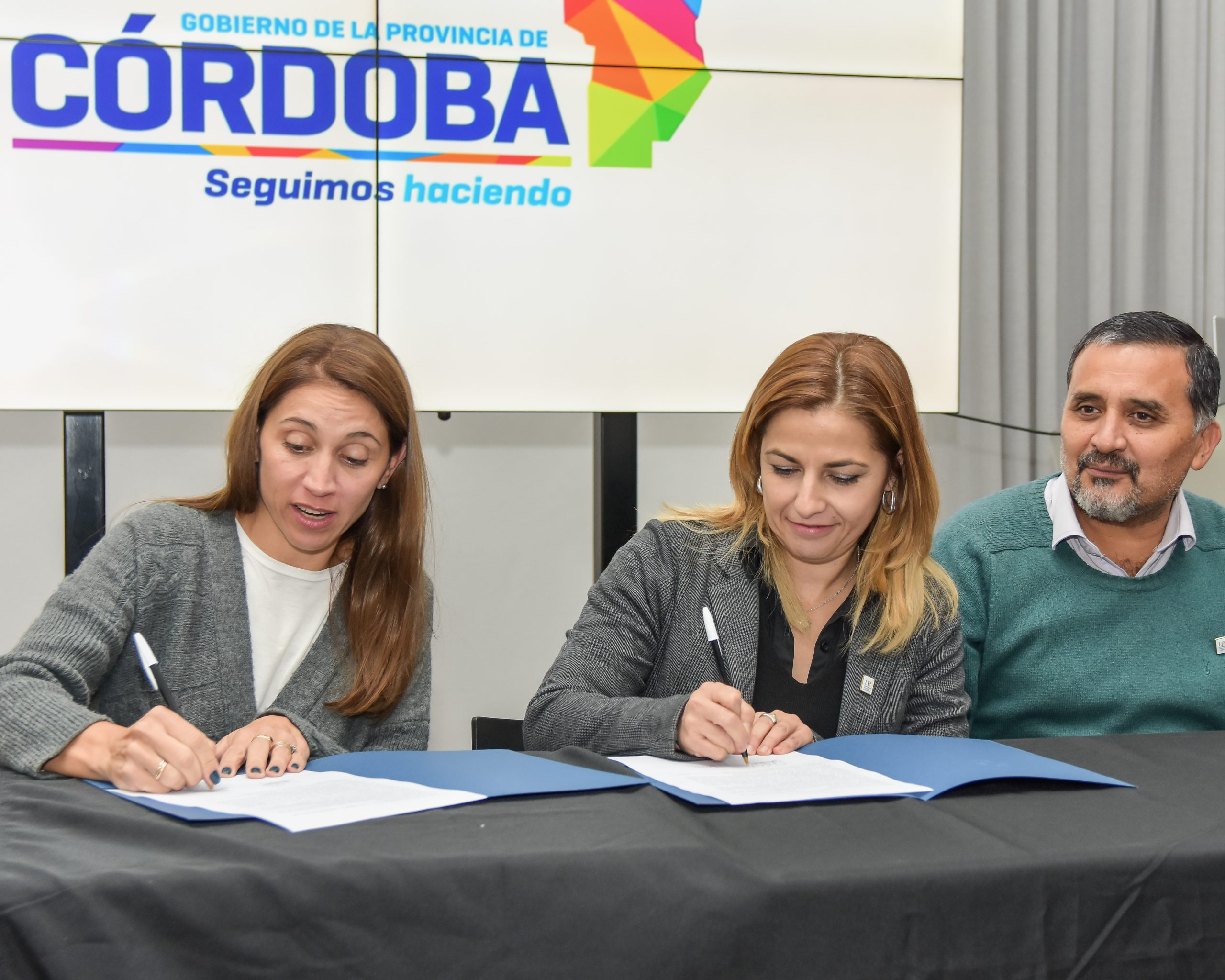 Actividades articuladas entre UPC y el Ministerio de Ambiente y ...